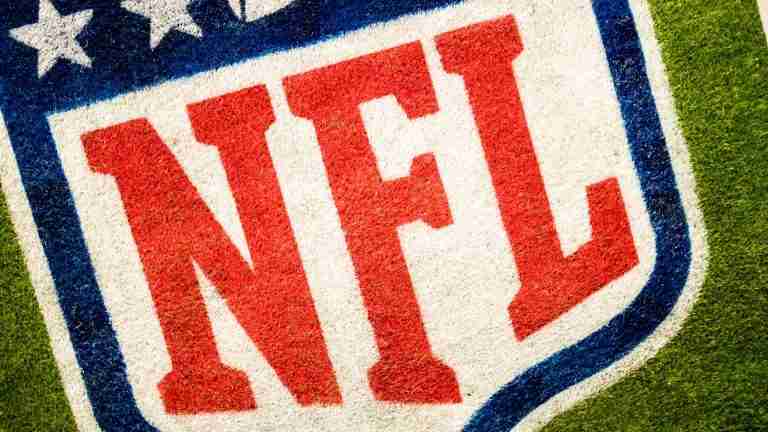 24 Fun Facts About the NFL | Legends and Lore Explained - Amazing Facts ...